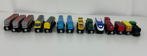 Maxim LOT Wood Trains Engines Train Cars Wooden Painted Toys Magnetic ...