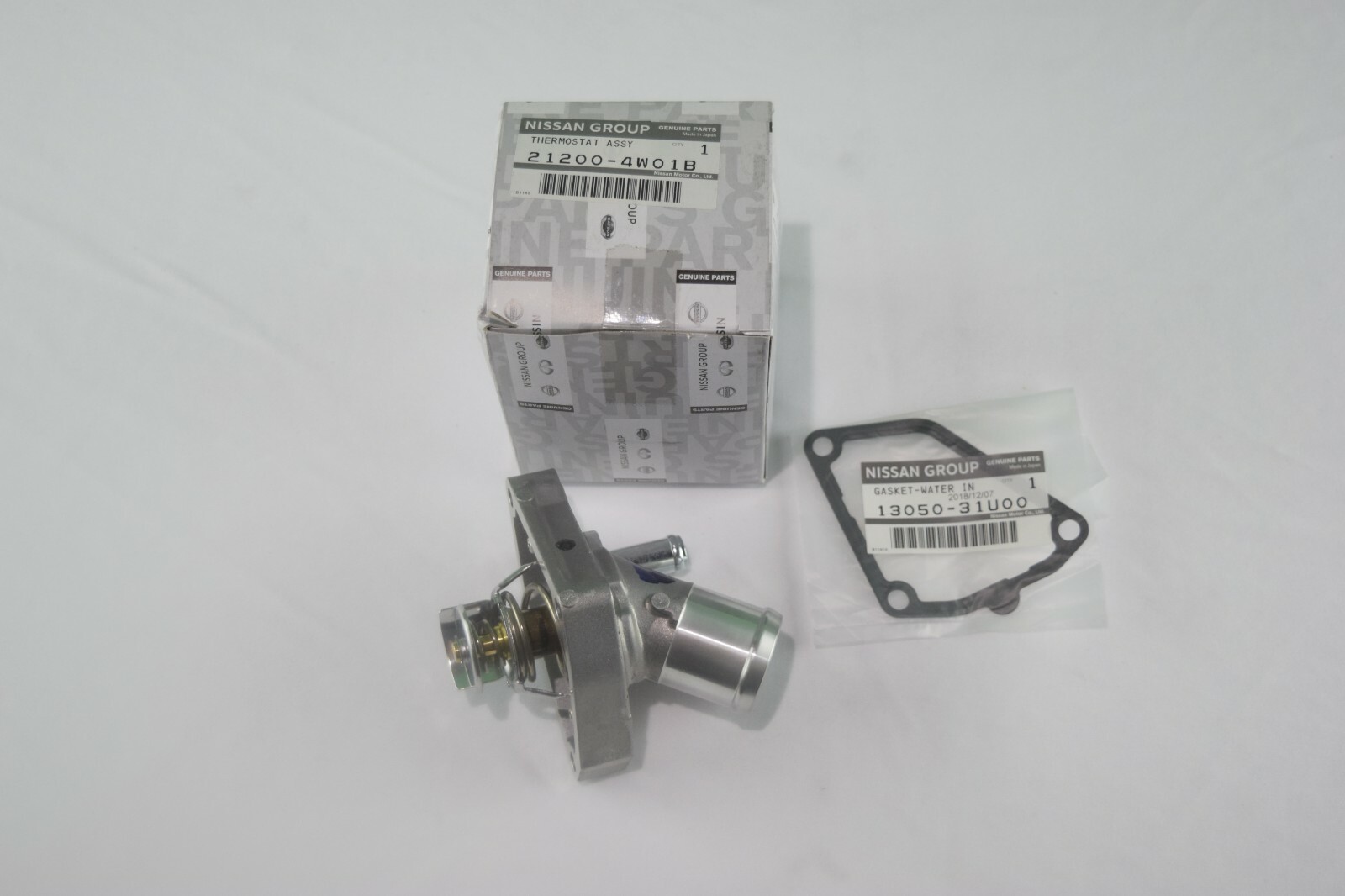 GENUINE NISSAN INFINITI THERMOSTAT W/ GASKET 350Z PATHFINDER G35 QX4 ...