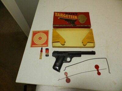 VINTAGE 1937 DAISY TARGETEER TARGET PISTOL- VINTAGE BB GUN- W/ BOX ...