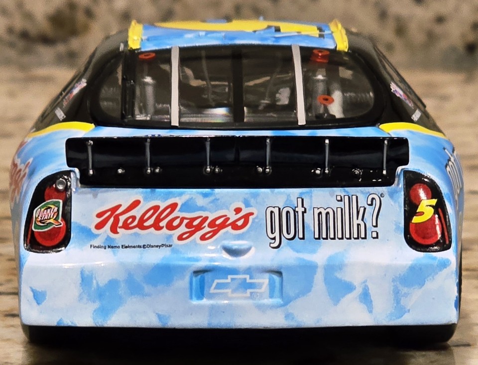 2003 #5 Terry Labonte Kellogg's/got milk? Finding Nemo 1:24 Diecast ...