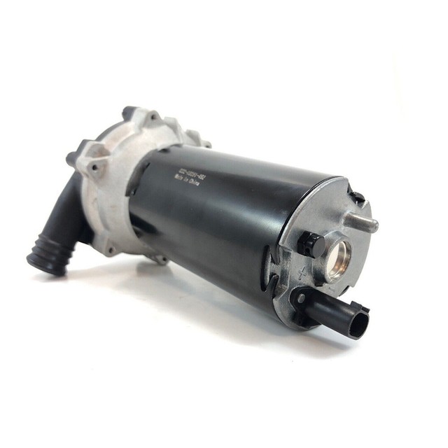 Genuine Mercedes-Benz Remanufactured Coolant Pump 000500038680 OEM for ...