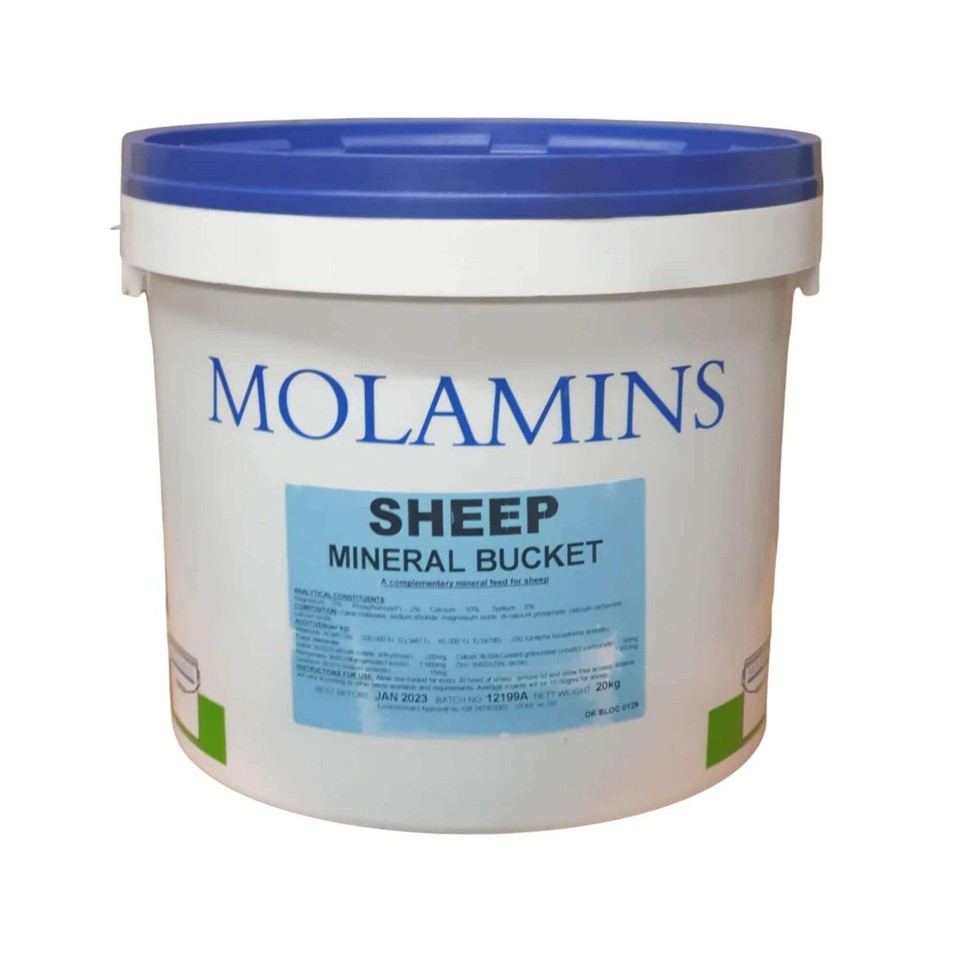 40kg MINERAL SHEEP LICK - Dallas Keith Sheep Molamin Bucket 20kg x 2 ...