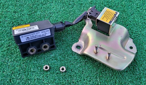 OEM 2001-2002 Toyota Sequoia Yaw Rate Speed Traction Control Sensor ...