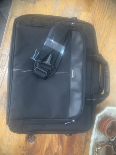 Targus Classic Black 16" Top Load Case- TCT027US | eBay