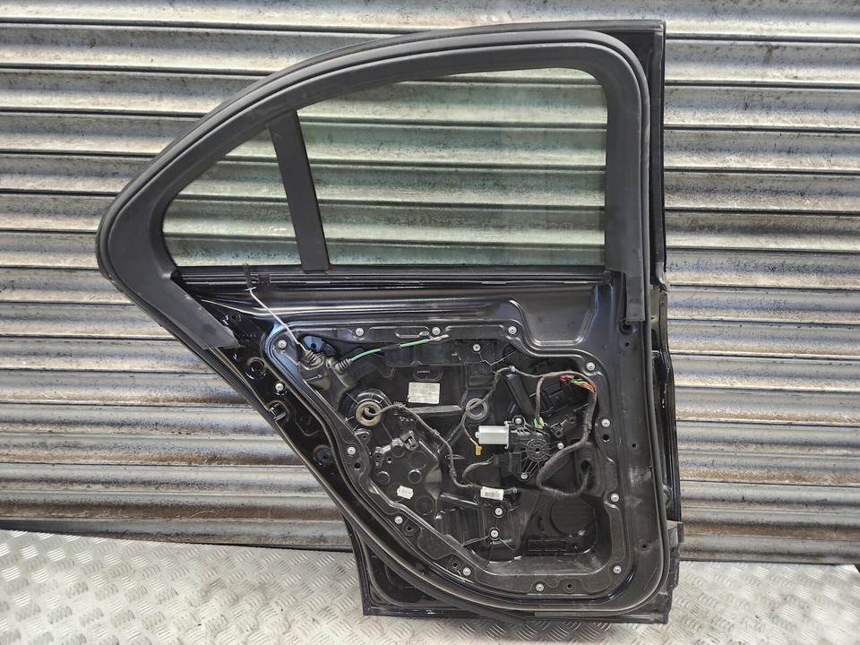 MERCEDES C-CLASS DOOR COMPLETE REAR LEFT PASSENGER SIDE W205 2014 ...