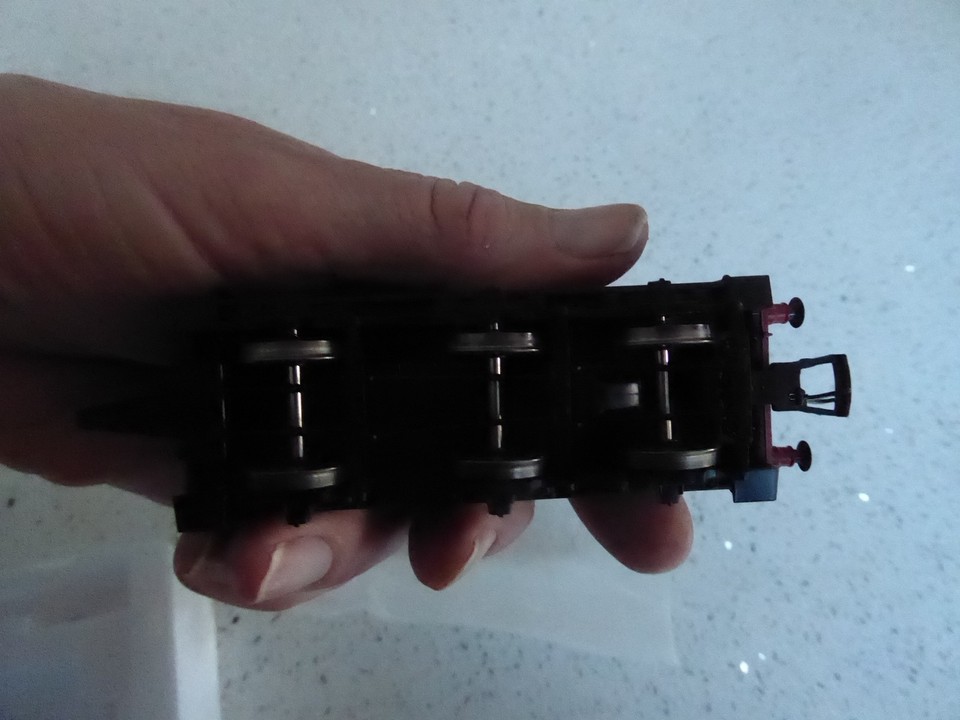 Bachmann 31-710 LNER B1 Class No. 61251 in BR Livery - Detailed ...