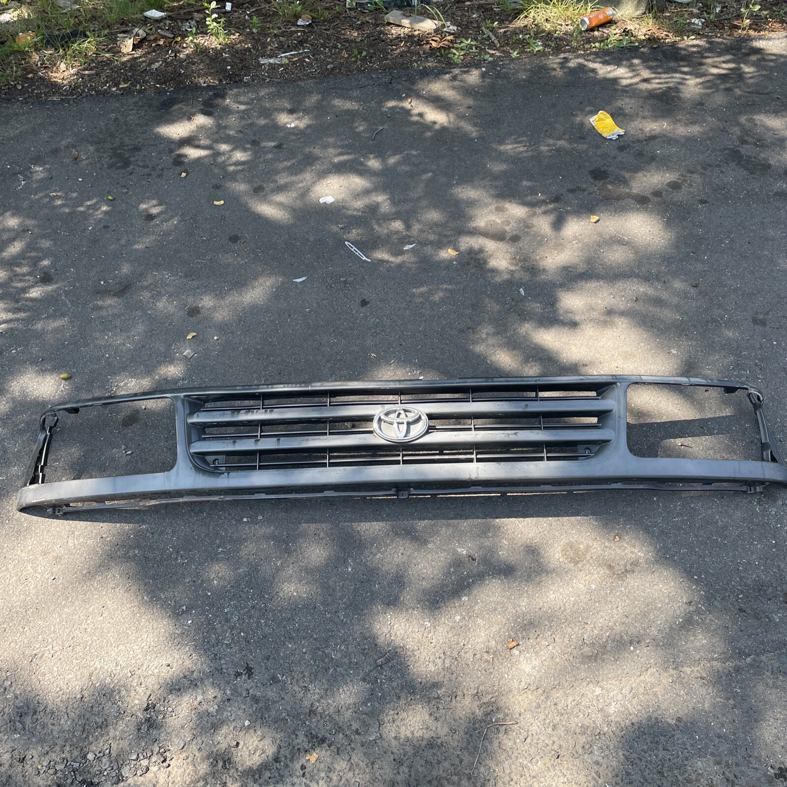 1993 Toyota T100 Genuine OEM Grille Grill 53100-34010 53100-34020Pickup ...