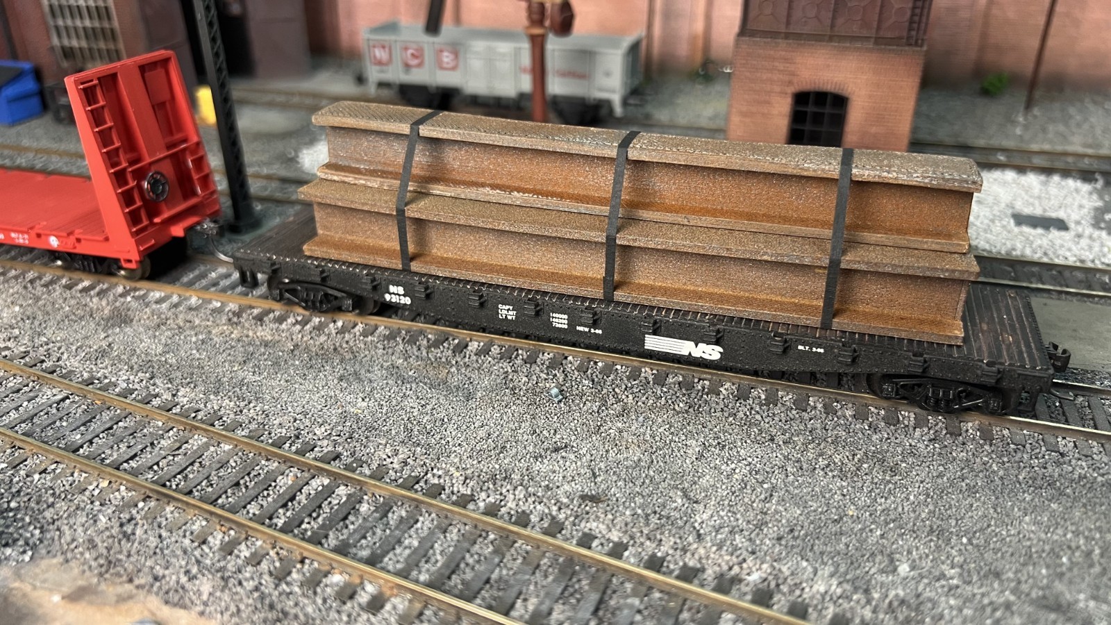 N Scale Steel Mill H-Beam Flat Car Load With Real Rust – Ready to Run ...