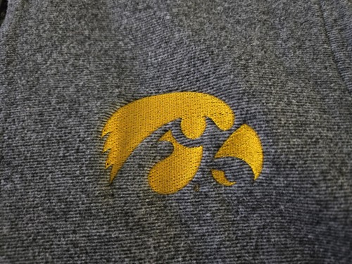 Under Armour Iowa Hawkeyes ColdGear Vest Men's Large Gray Black Full ...
