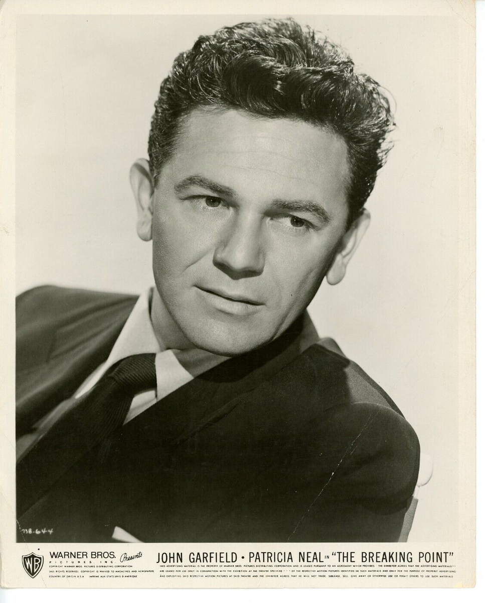 John Garfield's Instagram, Twitter & Facebook on IDCrawl