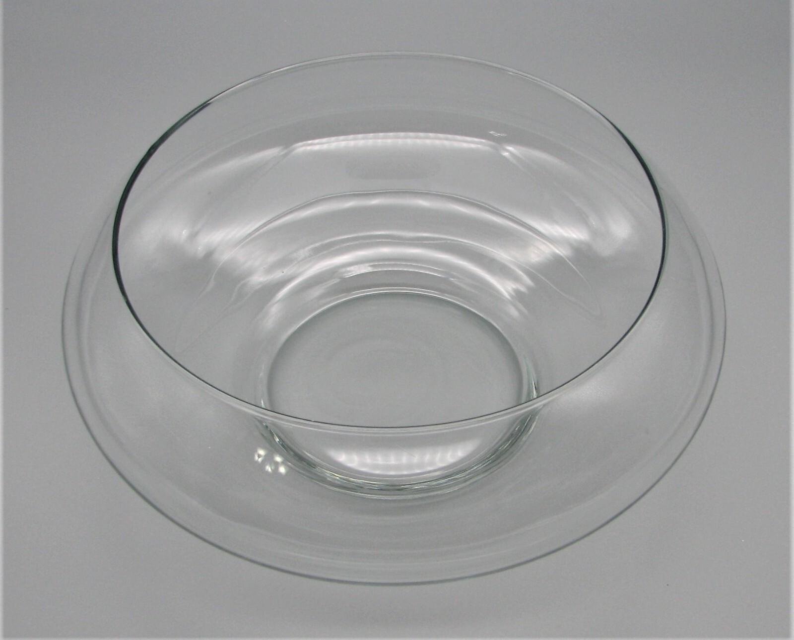 Decorative Bowl: Clear, Round, Low Profile. Display: Fish/Fruit/Flowers ...