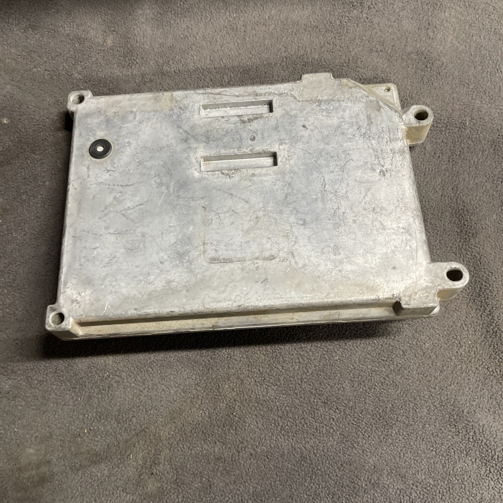 2004-06 SATURN VUE OEM ECU ENGINE CONTROL MODULE [CHECK PART#] 37820 ...
