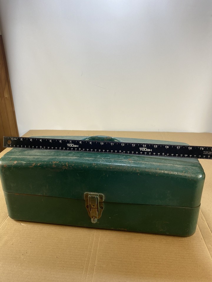 Vintage Union Steel Chest Tackle Box Fishing Lures Storage Case Tote ...