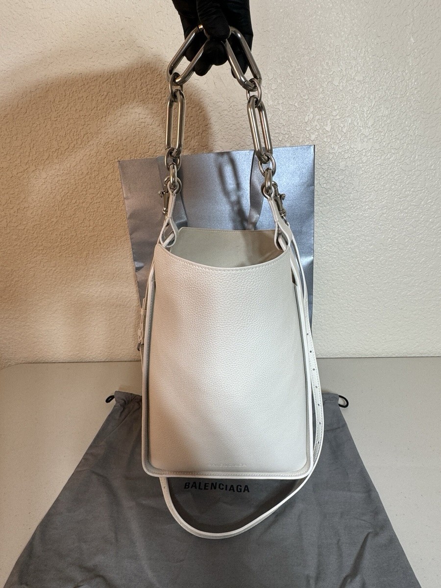 Balenciaga Tool 2.0 Small North-South Chain Tote Bag | eBay Balenciaga Tool 2.0 Small North-South Chain Tote Bag | eBay