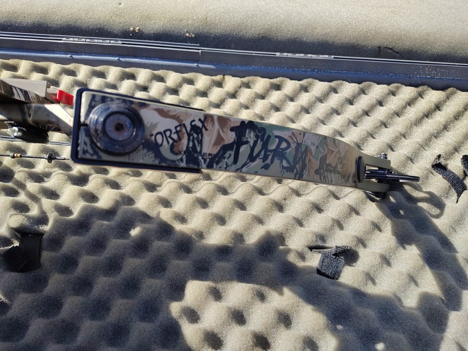 Martin Fury Compound Bow, Core Flex, With Case, RH | eBay