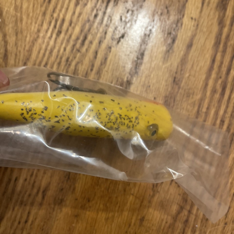 Goo Goo Eyes #40 1 3/4Oz Vtg L Cooper “Chunky Popper” Yellow Speck 4.75 ...
