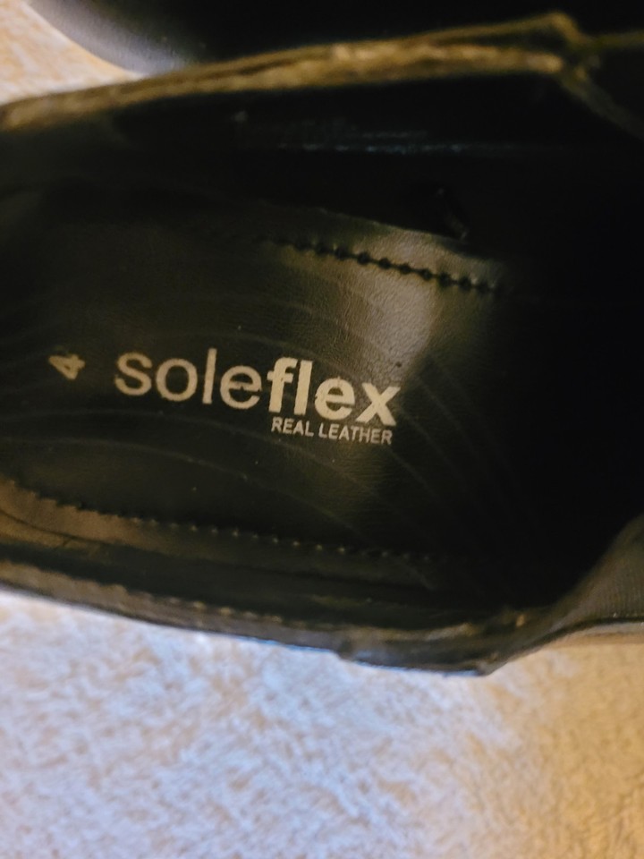 SOLEFLEX PREMIUM COMFORT BLACK LEATHER SHOES SIZE 4 | eBay