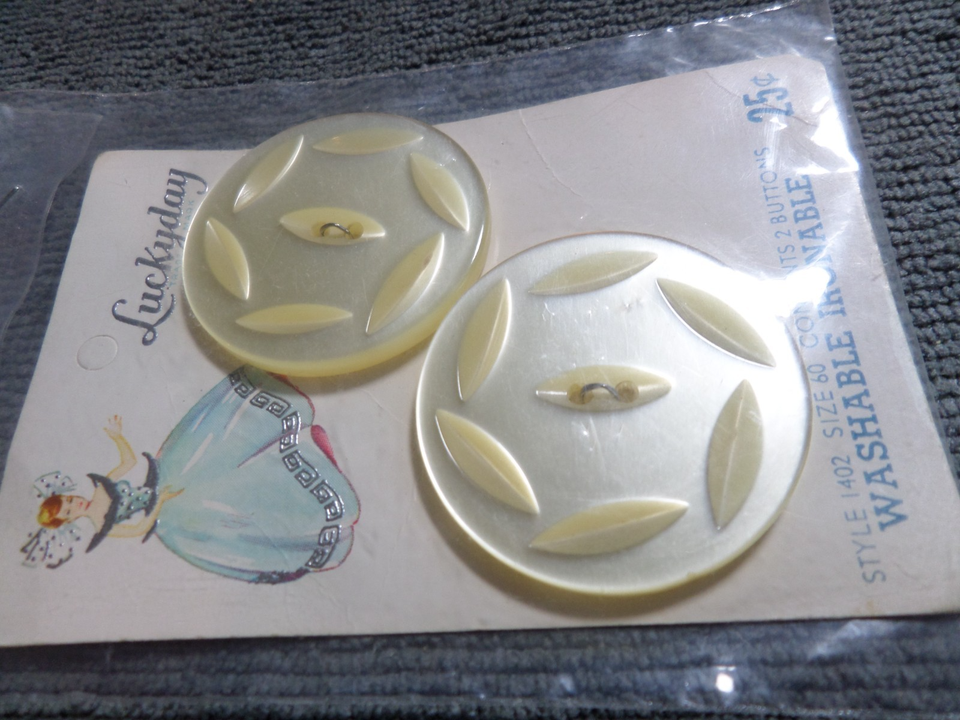 2 Large Vintage MOP Mother of Pearl Luckyday Buttons | eBay