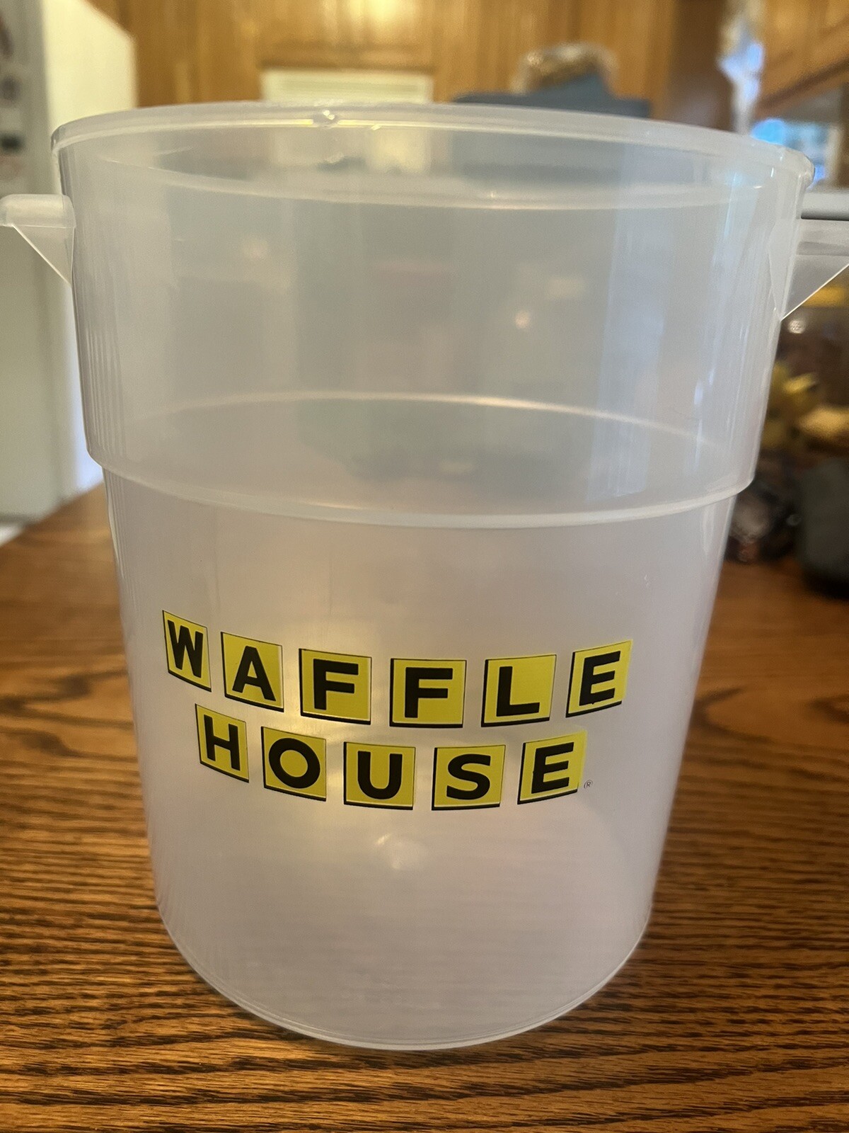 Case of 12 Waffle House Labeled 3 1/2 Quart Mixing Containers | eBay