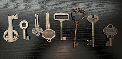 Vintage Antique Keys TIM HOLTZ Idea-Ology GEARS Mixed Media Metal Lot ...