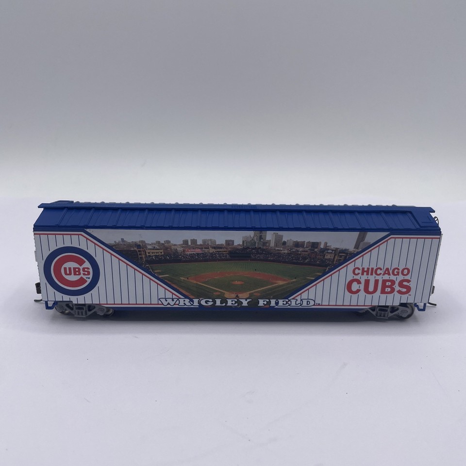 NOS Hawthorne Village Chicago Cubs HO Train Set Of 6 Cars *READ DESC ...