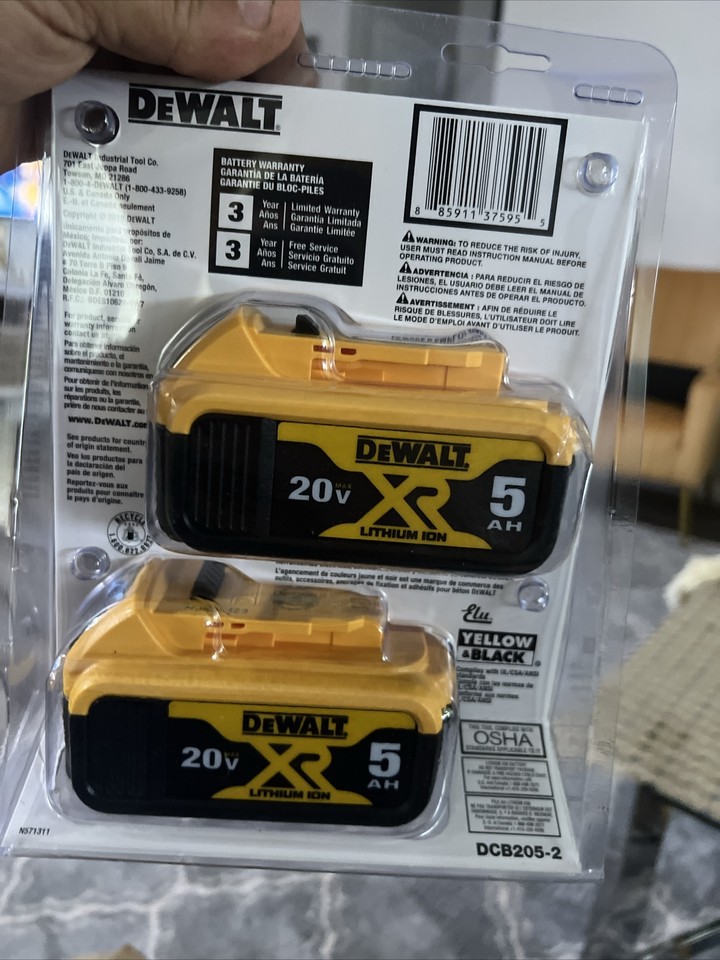 DEWALT 20V MAX* XR 5Ah Lithium-Ion Battery - Yellow (DCB205) 2PCS | eBay