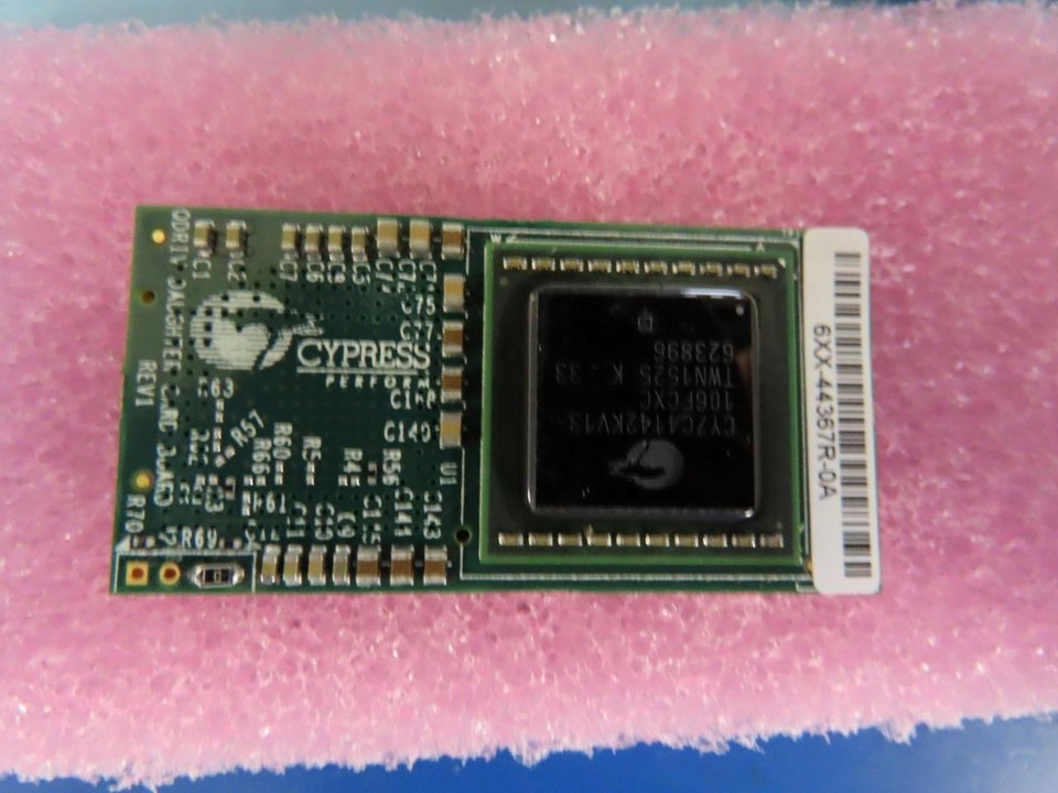Altera HLDC-QDRIV-A Memory IC Development Arria 10 QDR-IV Hilo Daughter ...