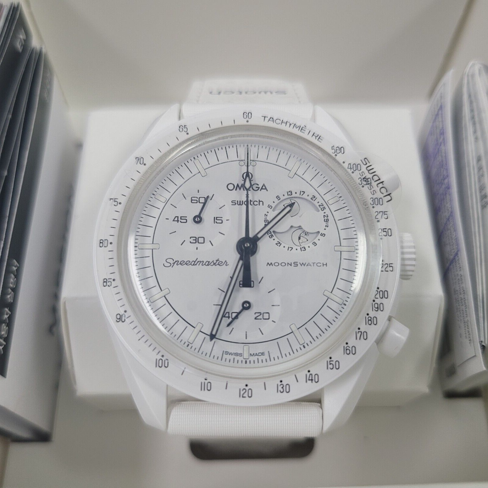 Swatch x Omega x Snoopy Bioceramic Moonswatch Mission To The Moonphase ...