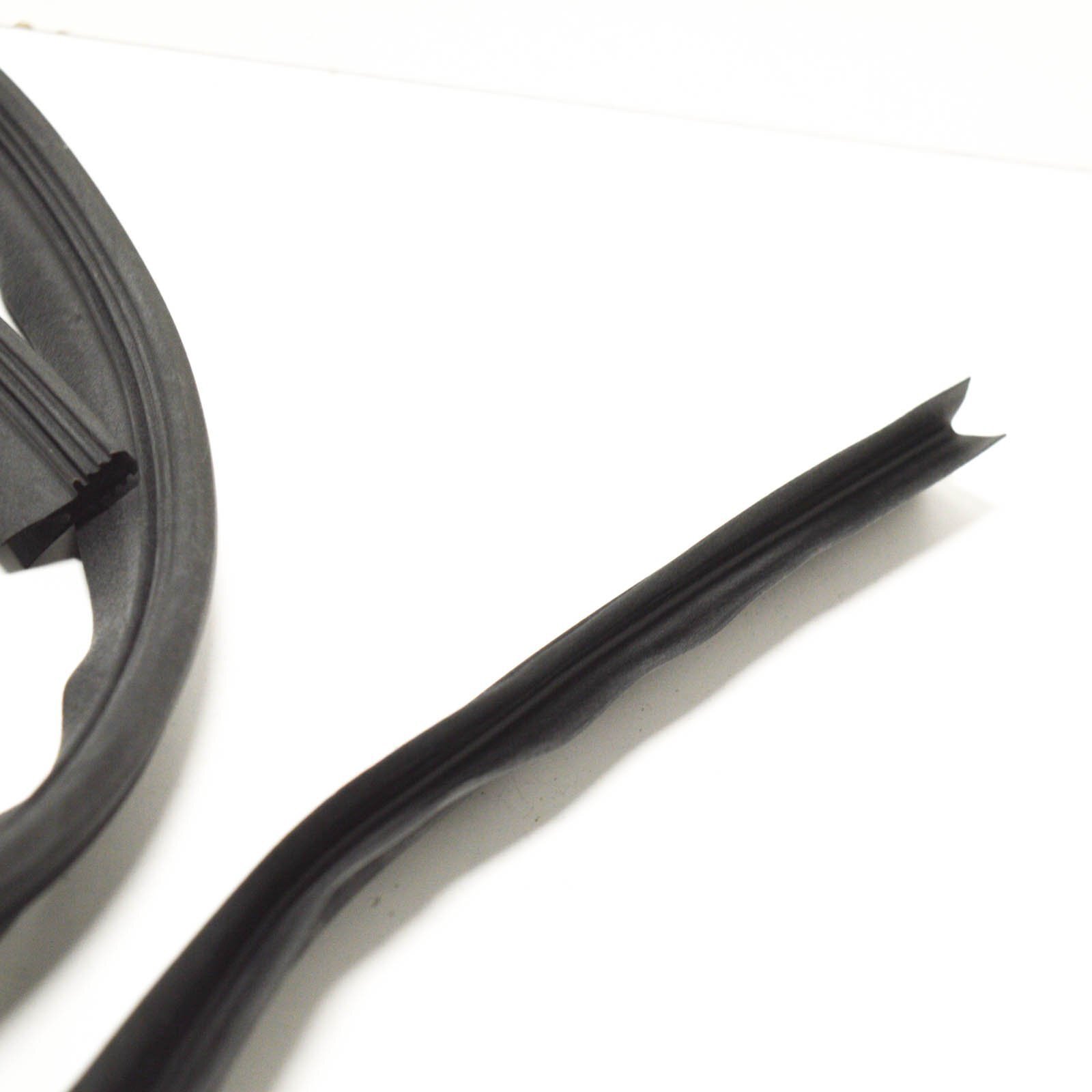 BMW 3 E36 Sliding Lifting Roof Frame Gasket 54128220030 8220030 NEW ...