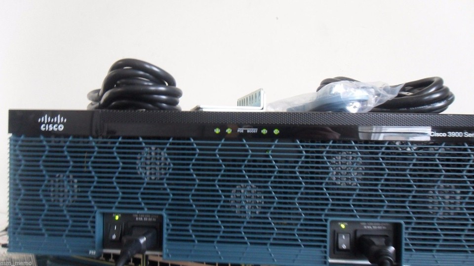 CISCO 3925/K9 3-Port Gigabit ROUTER 3900-SPE100/K9 2GigDRAM ios-15.7M ...