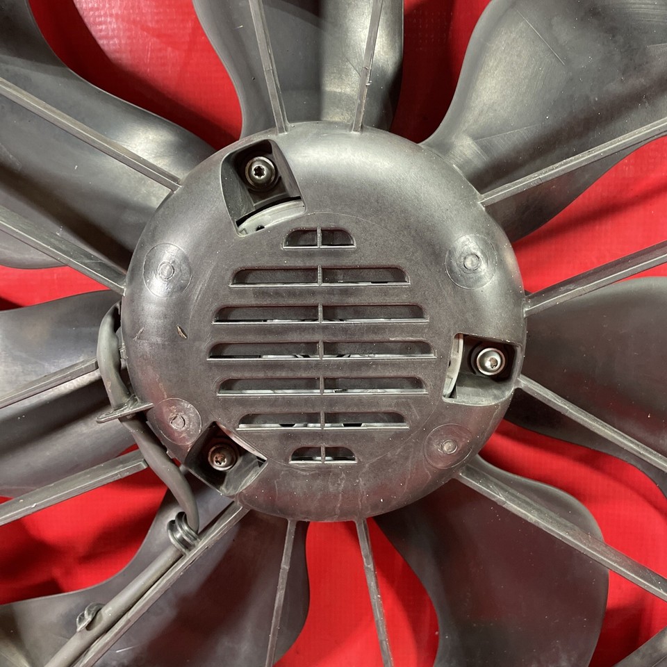 2011 Mercedes W204 C300 Engine Radiator Cooling Fan Shroud OEM | eBay