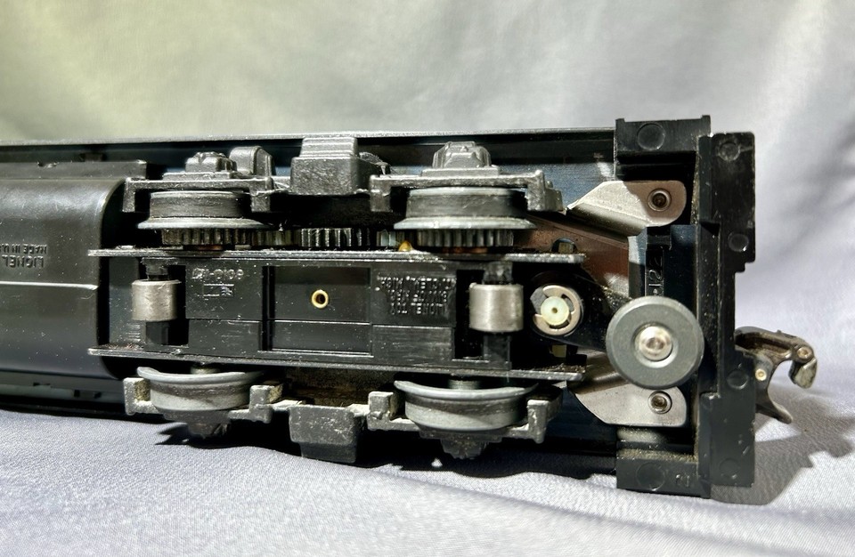 LIONEL GP-7 8353 GRAND TRUNK DIESEL LOCOMOTIVE | eBay