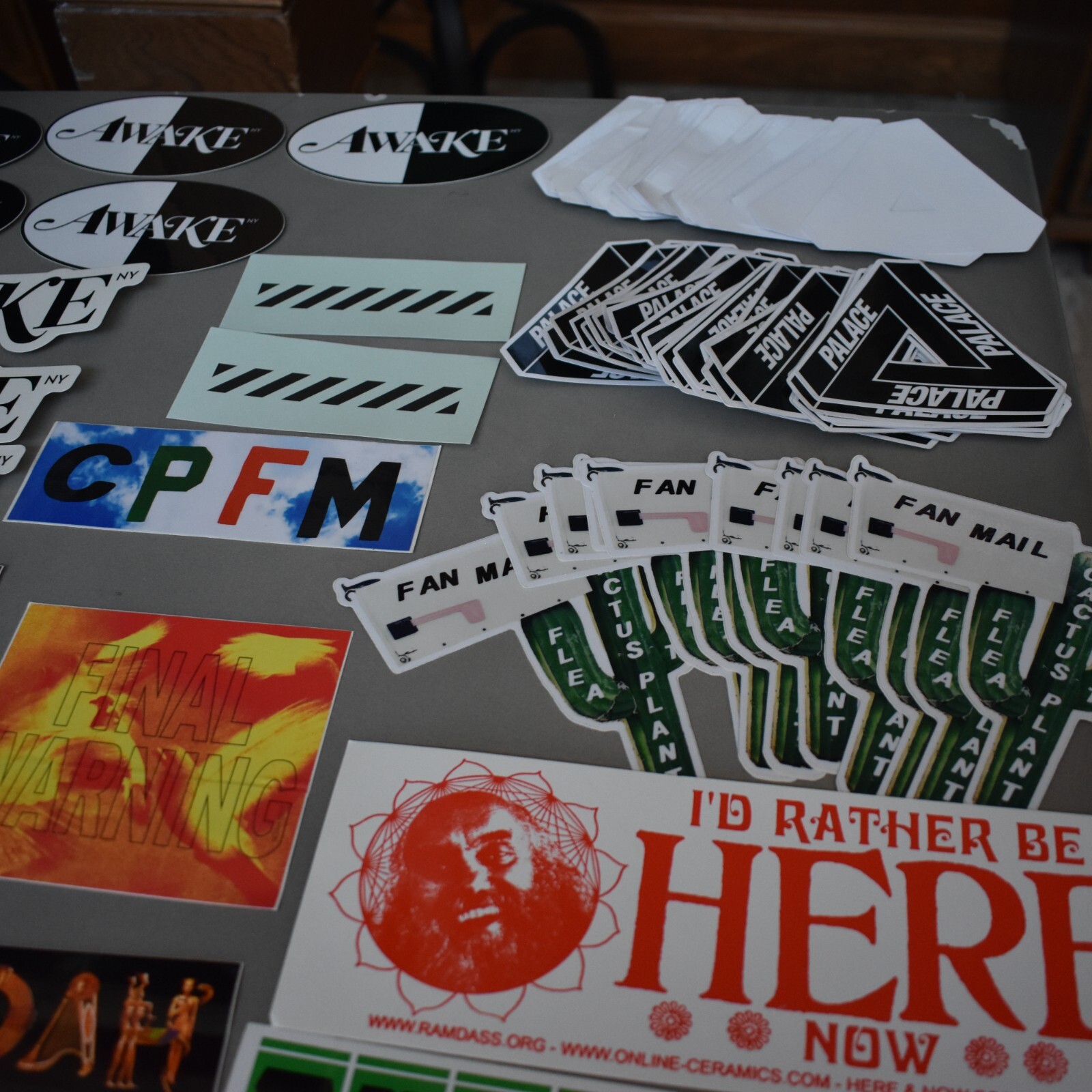 ULTIMATE Supreme Sticker Collection 1000+ Stickers Box Logo Holy Grail ...