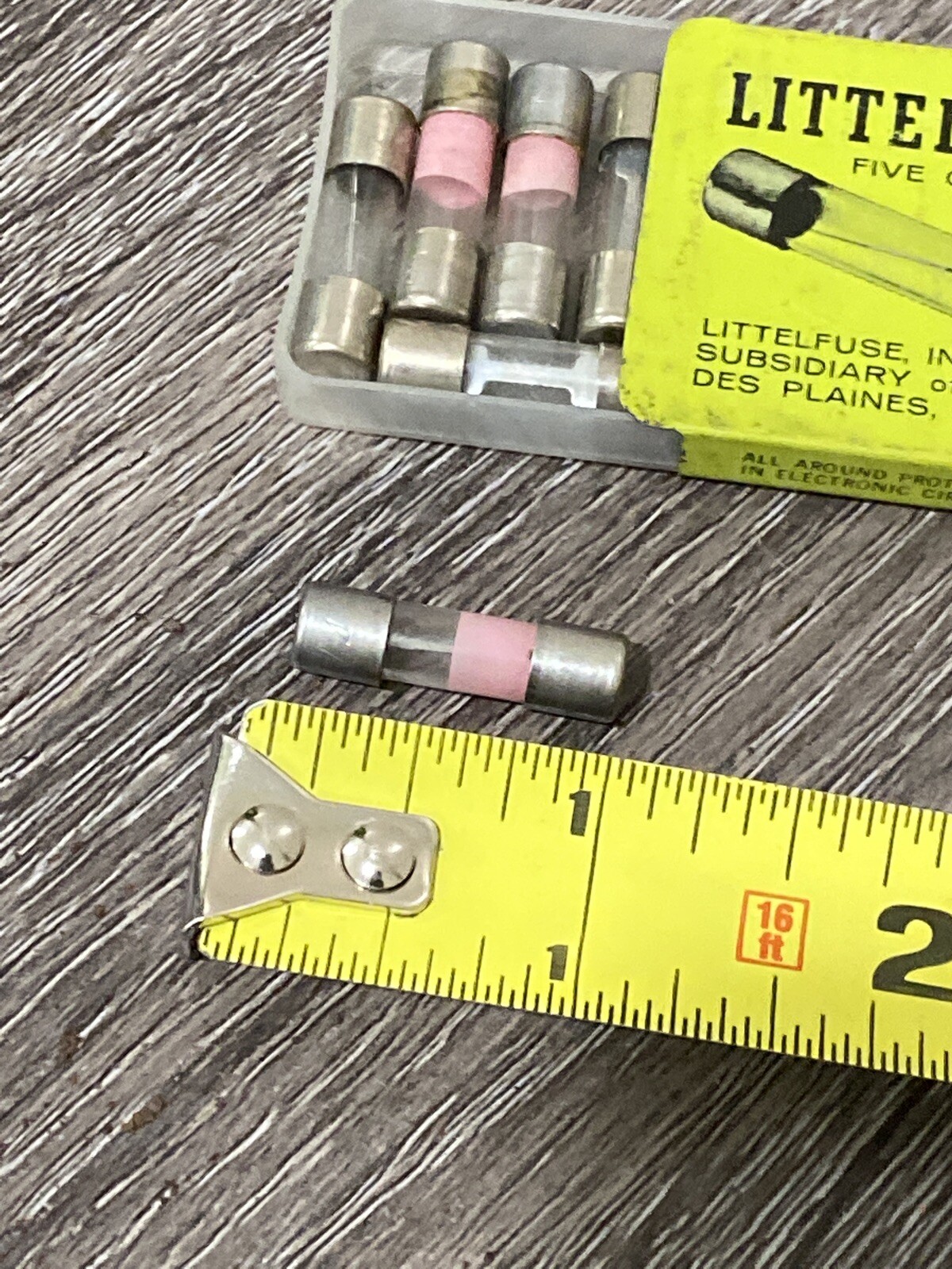 Vintage Fuse Tins Buss Lloyd Littelfuse Balkamp Automotive Fuses 15 Pcs ...