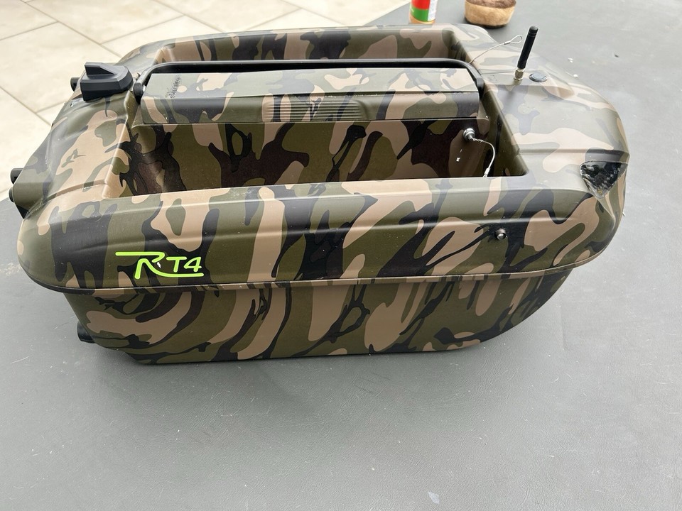 Carplounge RT4 Carp Fishing Bait Boat | eBay UK