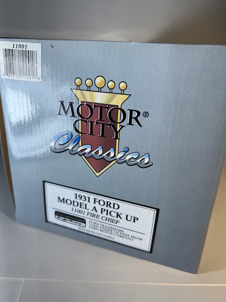 Motor City 1931 Ford Fire Chief Pick-Up Truck 1:18 Scale 2002 Diecast ...