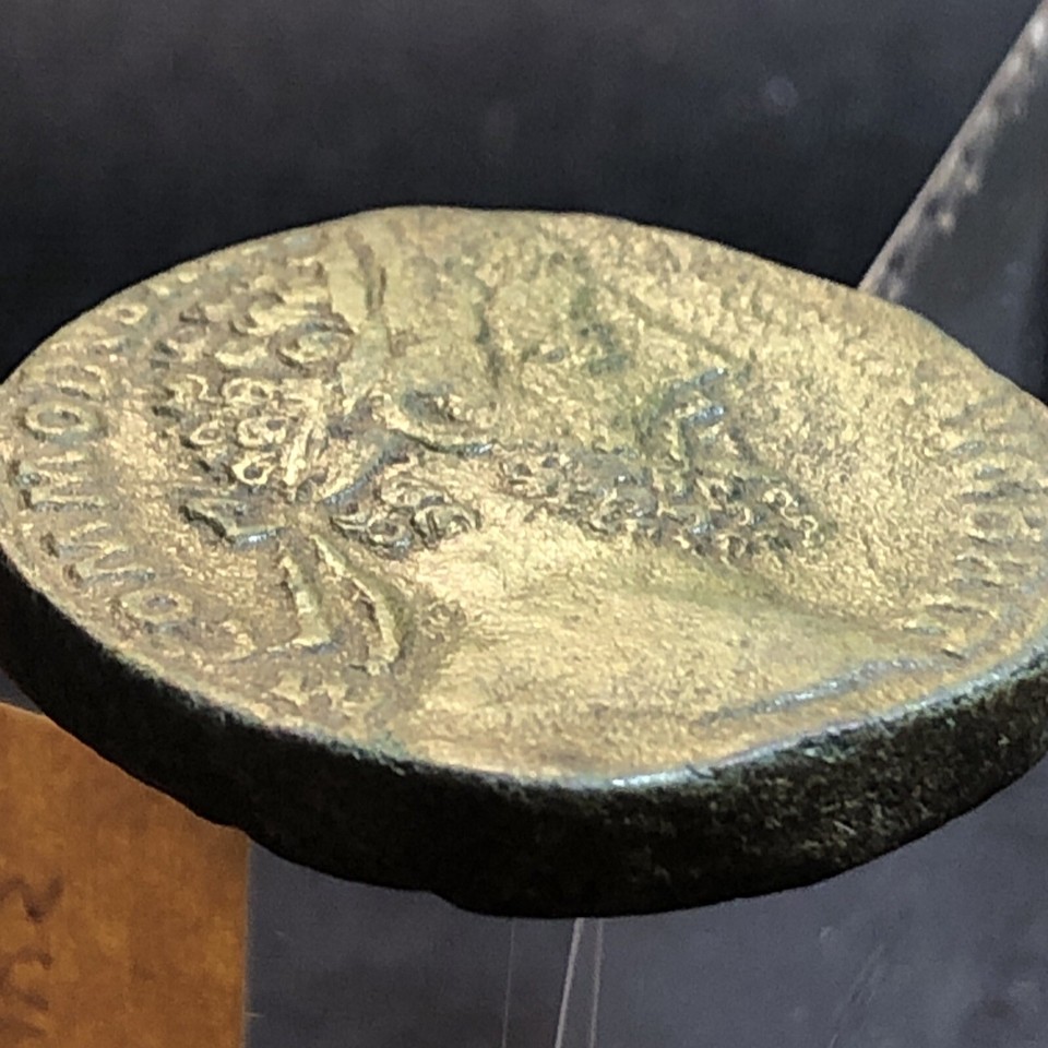 Roman Coin. COMMODUS, AE-Sestertius.celebrating Victory In Britain ...