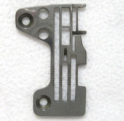 JUKI Needle Throat Plate R4612-HOF-GOO for MO-2400 2500 3600 3700 3900 ...