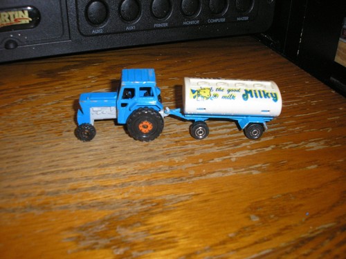 Vintage Matchbox Superfast No 46 Tractor & UNBRANDED Milk Tanker ...
