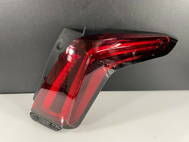 2020 2021 Cadillac Xt5 Rear Right RH Passenger LED Dark Smoked ...