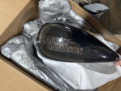 2008 - 2023 HARLEY STREET ROAD GLIDE OEM GAS TANK FUEL TANK SEE DESC ...