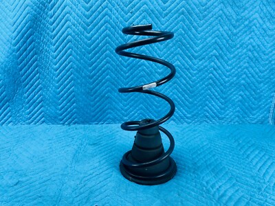 Lexus LX570 Rear Suspension Coil Spring w/ Rubber Driver Side 2008-2021 ...