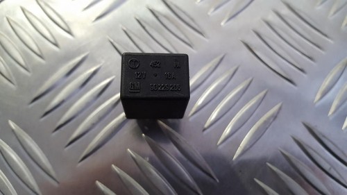 SAAB 9-5 1999 Relay module GM90229206, 90229206 452 #326720-33 | eBay.de