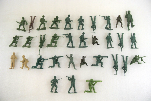 Toy Soldiers Lot of 33 Vintage Army Men MPC Plastic Hong Kong Green ...