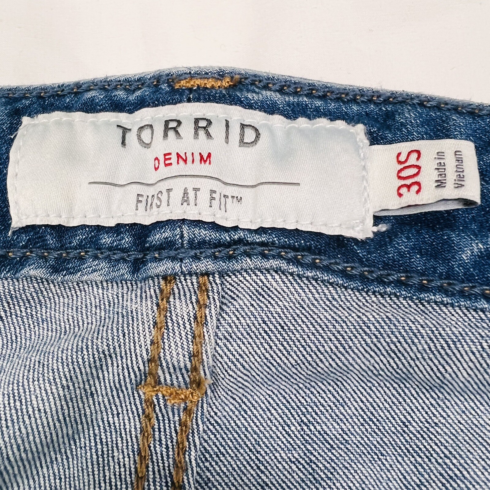 NWT Torrid First At Fit Women’s Denim Relaxed Boot Size 30S A070122 Rn ...