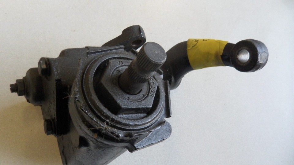 60-66 Chevy Truck C10 Manual Steering Gearbox Used Smooth Hot Rod GM ...