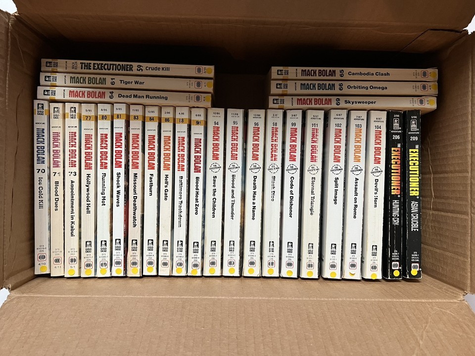 Don Pendleton Lot Of 16 Vintage PB Books Mack Bolan Executioner Series ...