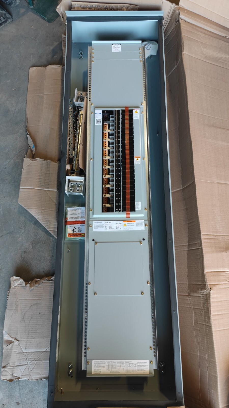 EATON PRL1x 600 AMP 240/120V SINGLE PHASE 3WIRE 42 Cir NEMA 3R ...