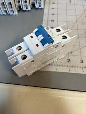 Allen-Bradley 1489-M2C250 Feed-Thru Circuit Breaker 25A 2P 480Y/277V ...