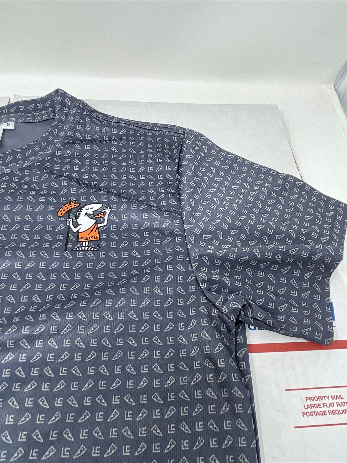 Little Caesars Hot N Ready Pizza Gray logo T-Shirt T… - Gem